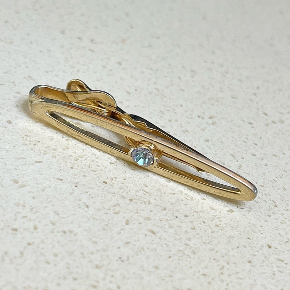 SWANK | Accessories | Vintage Swank Single Stone Gold Tie Bar | Poshmark